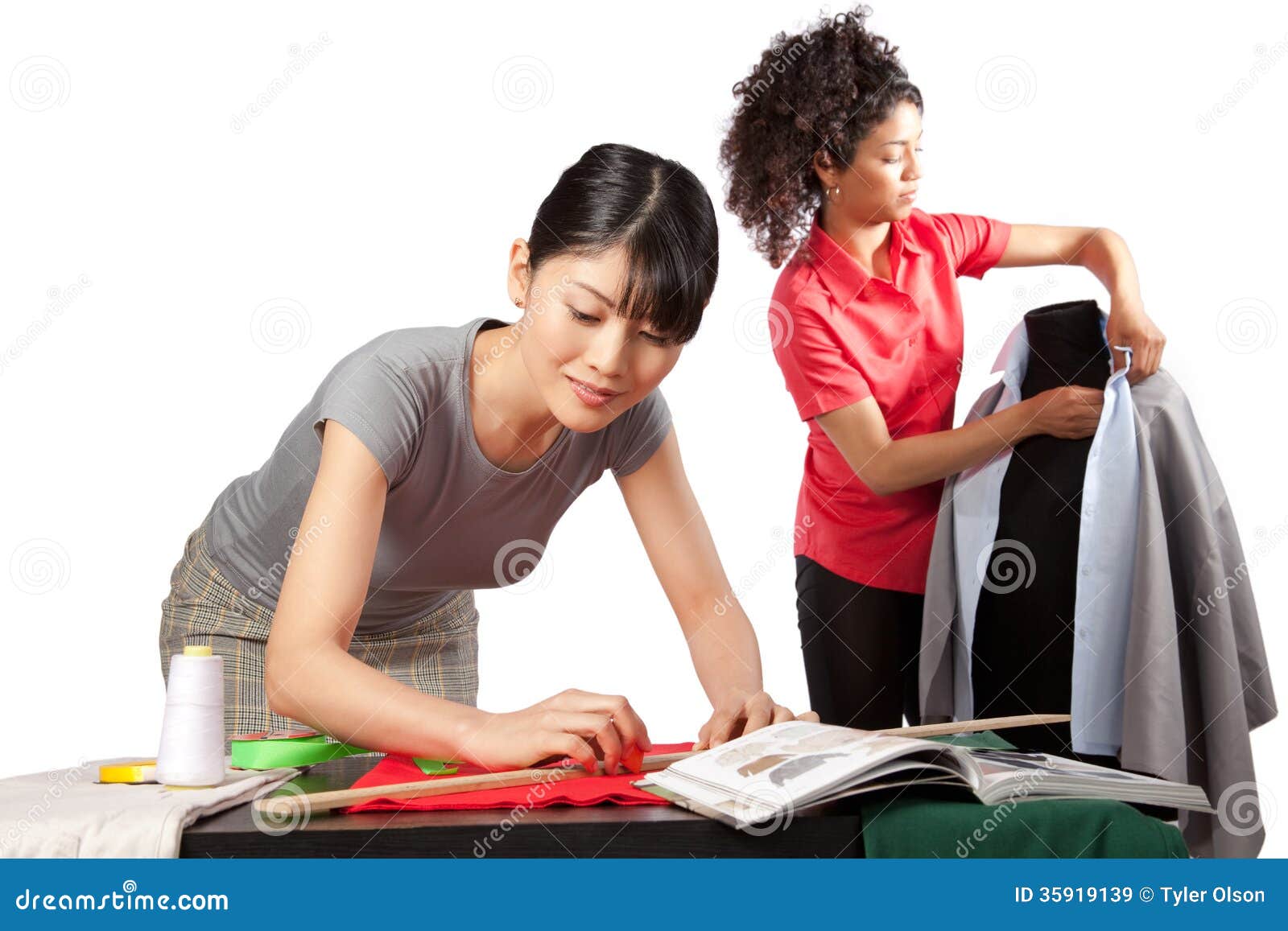 Modista en el trabajo imagen de archivo. Imagen de equipo - 35919139