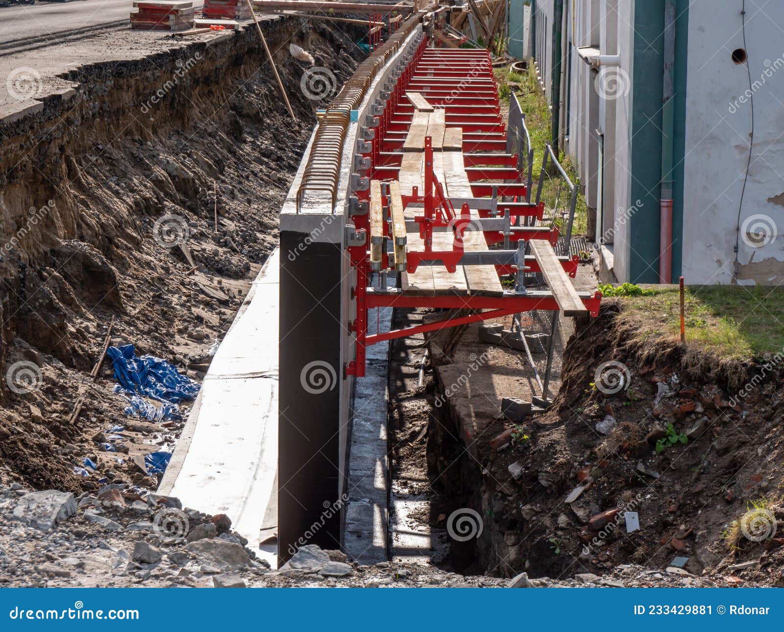 Modular Formwork Panel System for Casting Reinforced Concrete Stock ...