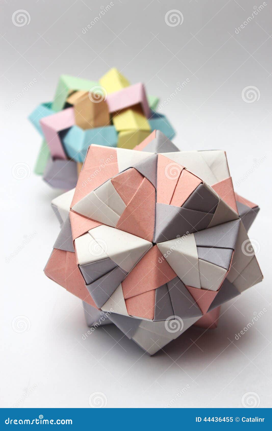 Modular Origami Star Ball