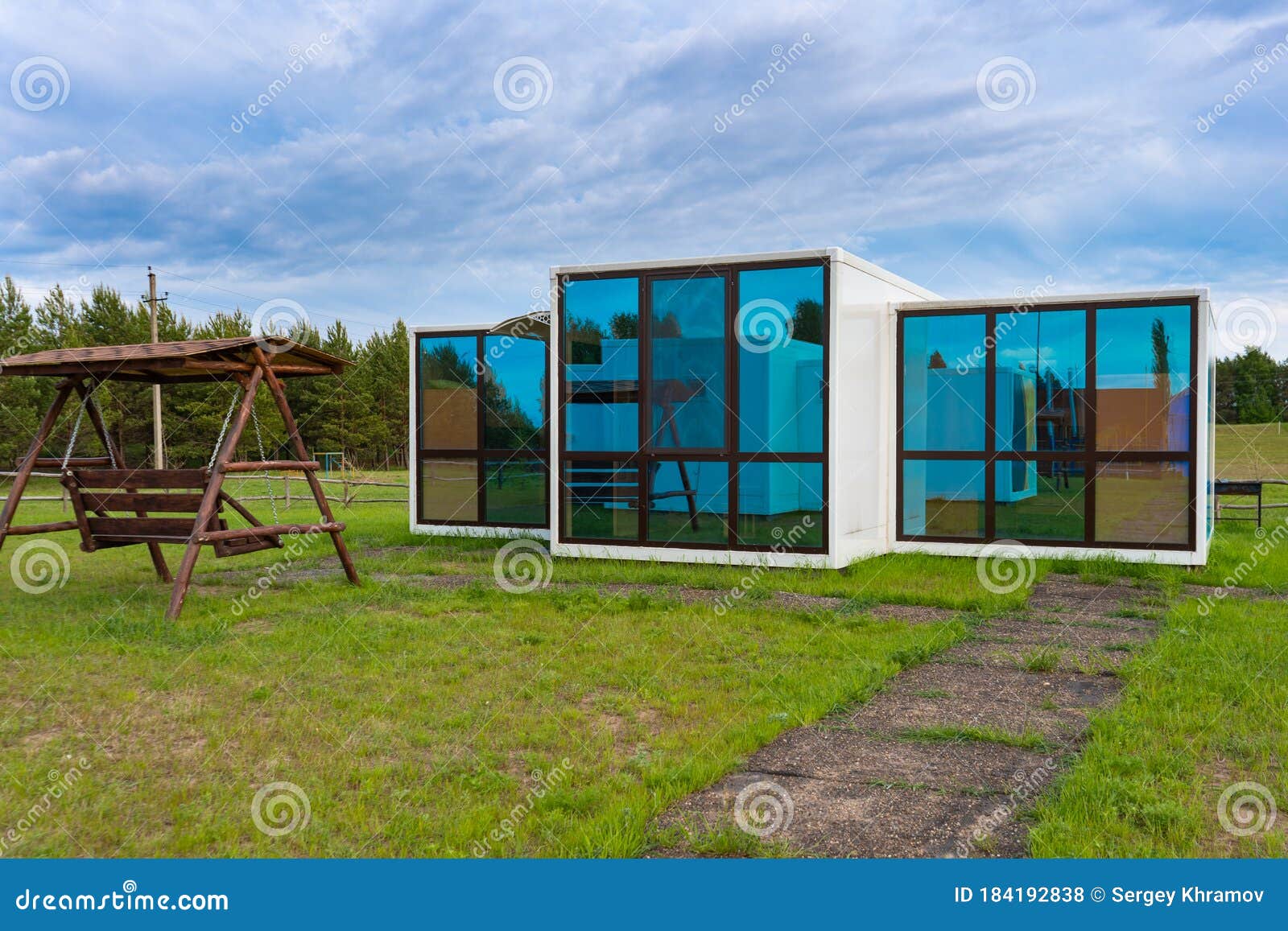 Modular Prefabricated Houses Made Of Panels With Large Panoramic ...