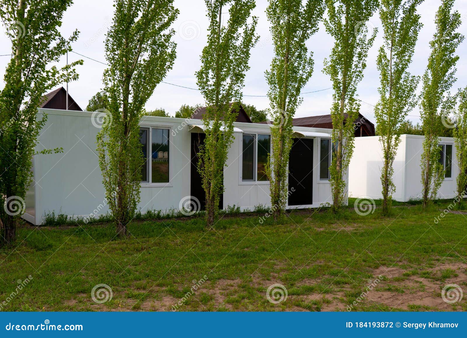 Modular Prefabricated Houses Made of Panels with Large Panoramic ...