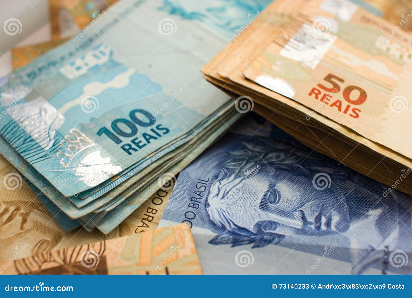 Moeda oficial de Brasil imagem de stock. Imagem de banco - 73140233