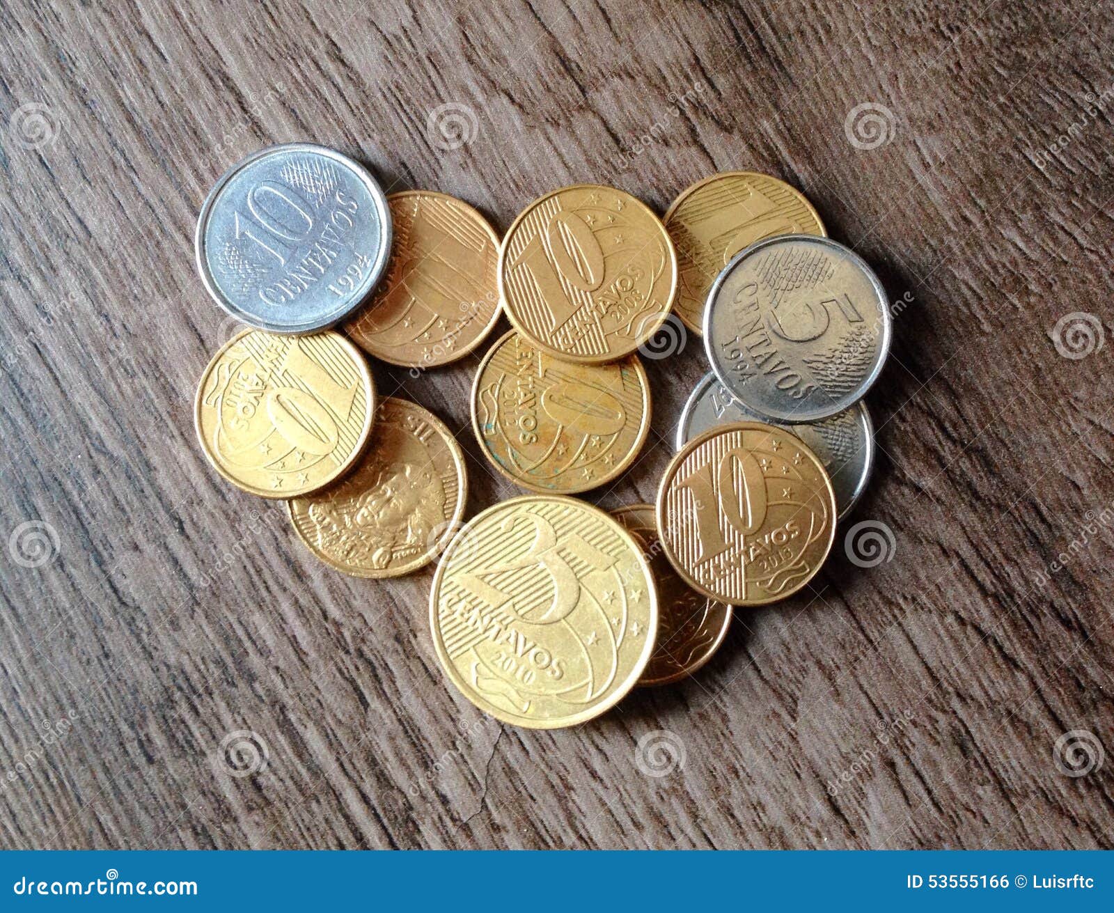 Moedas reais foto de stock. Imagem de real, metal, dourado - 53555166