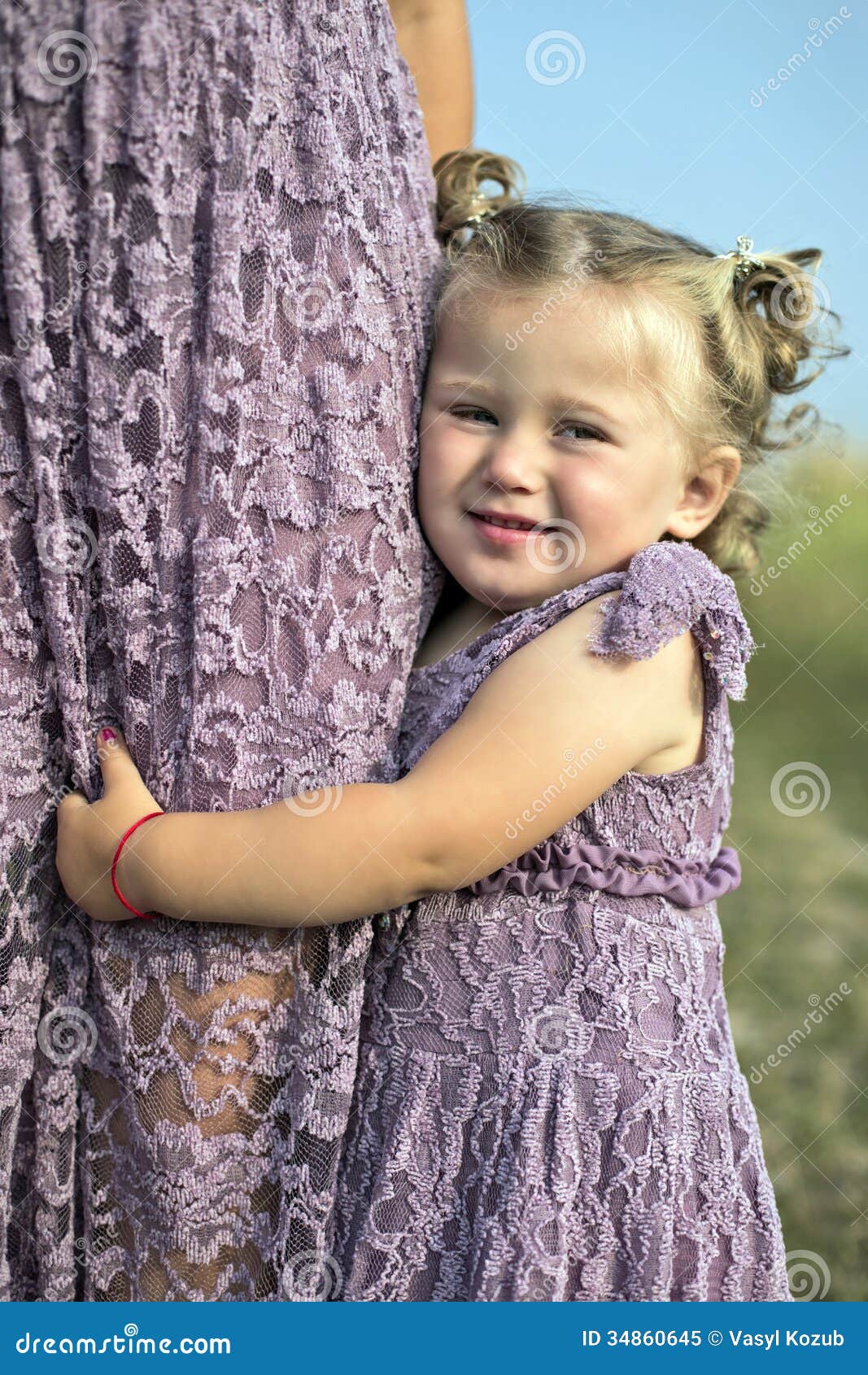 Moeder en kind stock afbeelding. Image of liefde, baby - 34860645