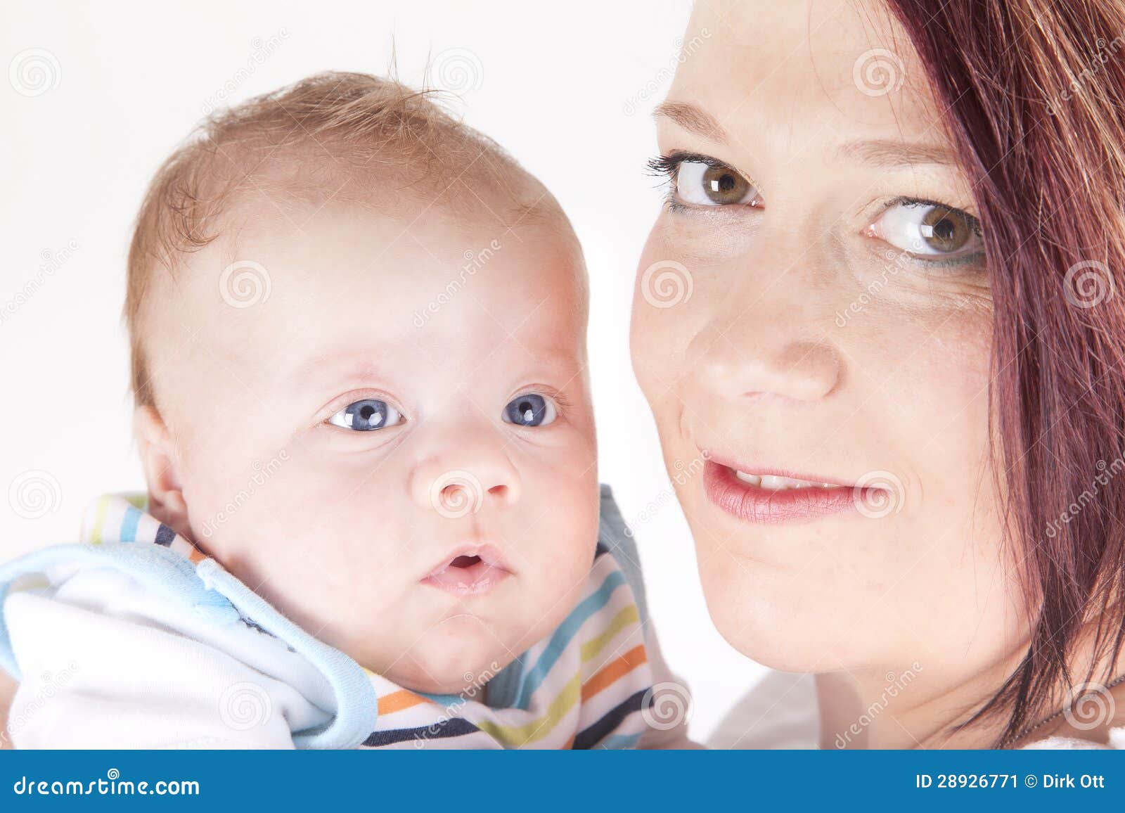 Moeder en zoon stock afbeelding. Image of portret, ouder - 28926771