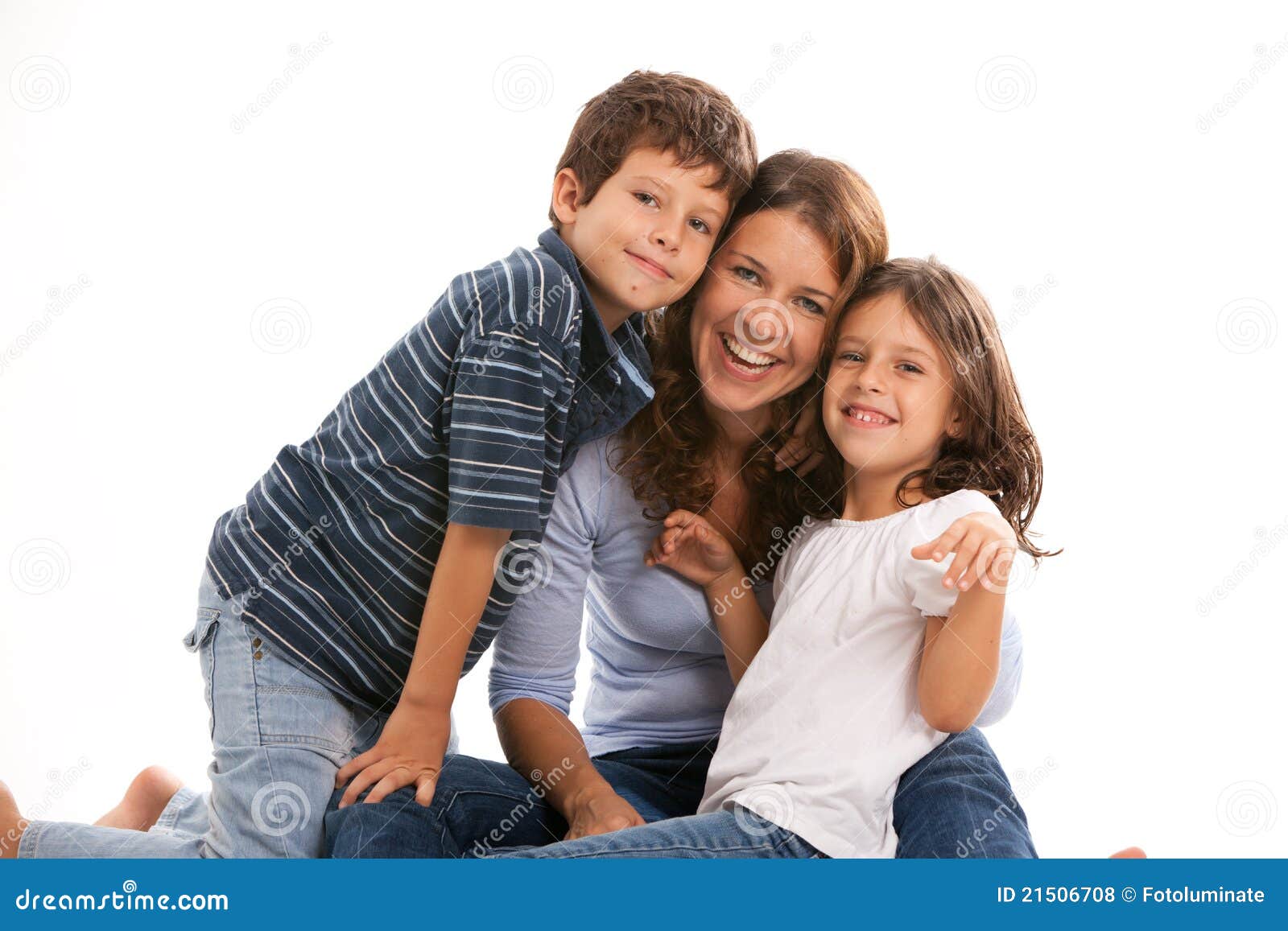 Moeder met zoon en dochter stock foto. Image of dochter - 21506708