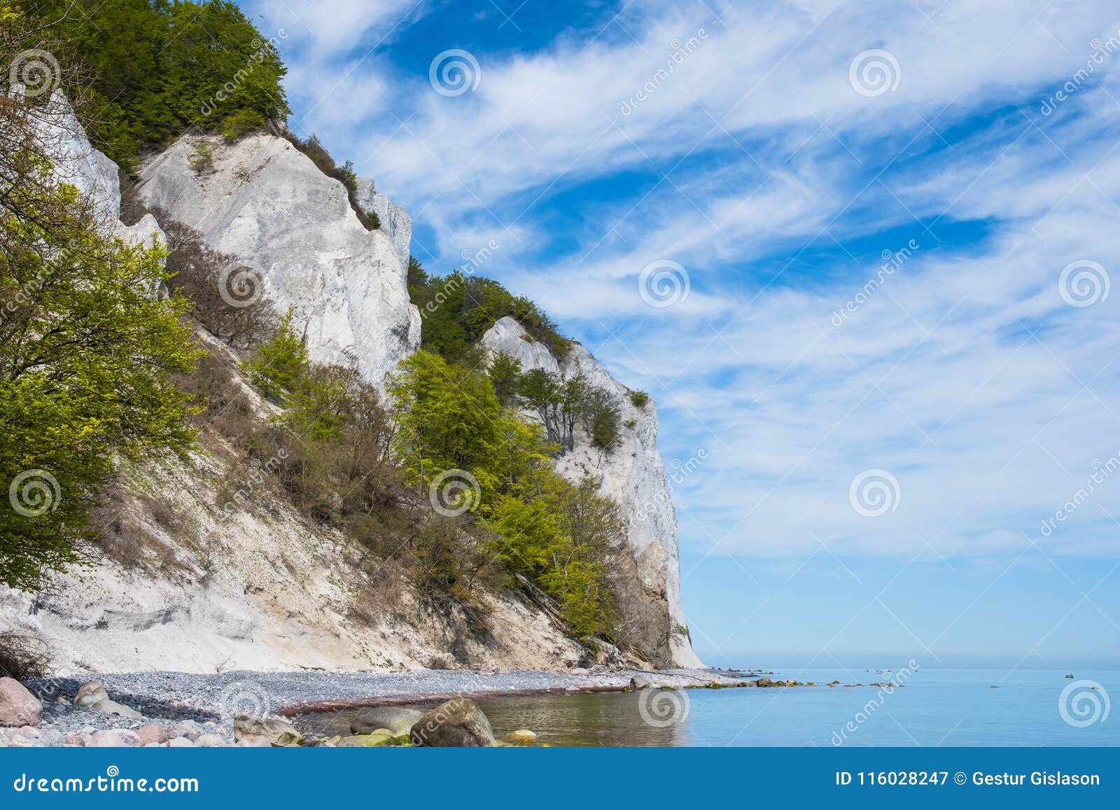 Moens klint chalk cliffs stock image. Image of moen - 116028247