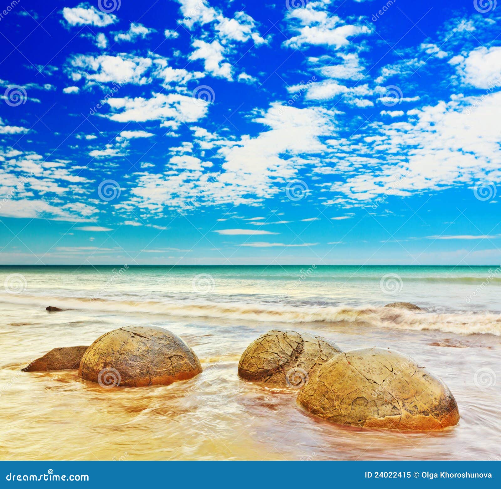 Moeraki Boulders stock image. Image of rock, boulders - 24022415