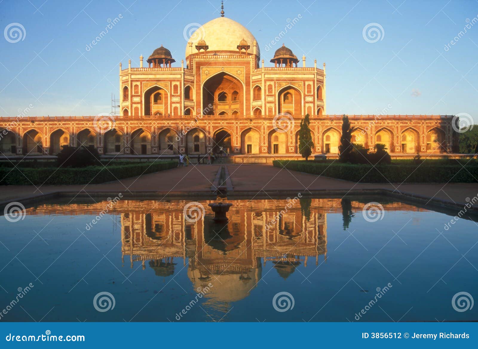 Mogul Tomb stock photo. Image of water, delhi, reflection - 3856512