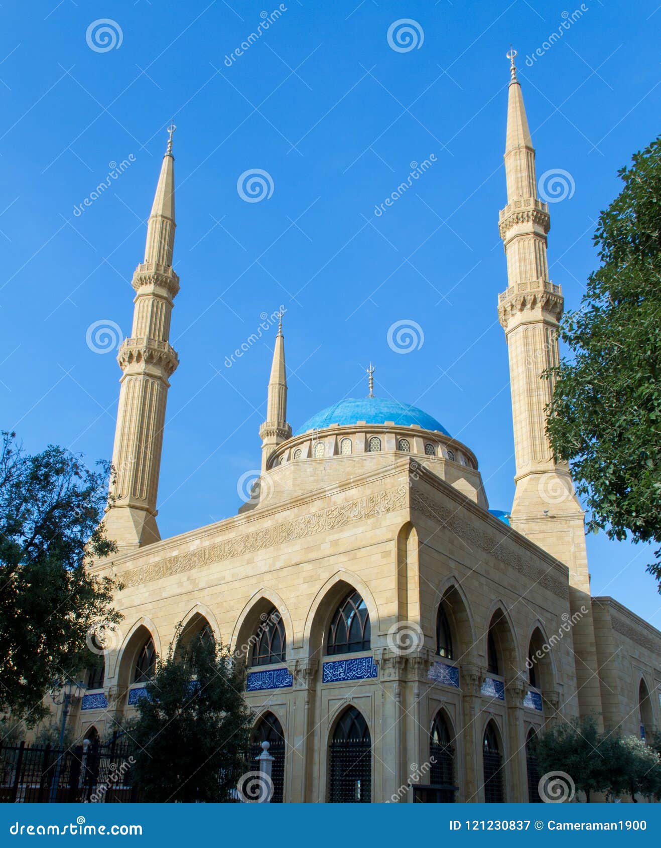 Mohamed al amin masjid stock image. Image of lebanon - 121230837