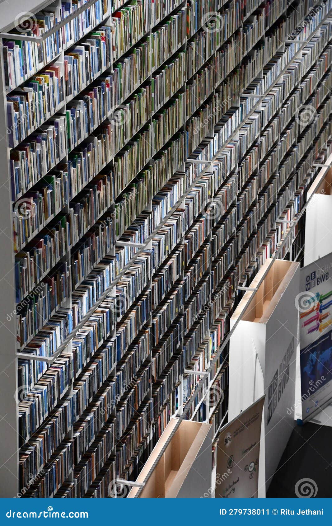 Mohammed Bin Rashid Library in Dubai, UAE Editorial Photo - Image of ...