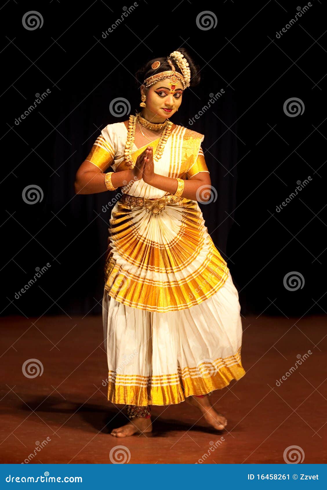 Mohiniattam Dance