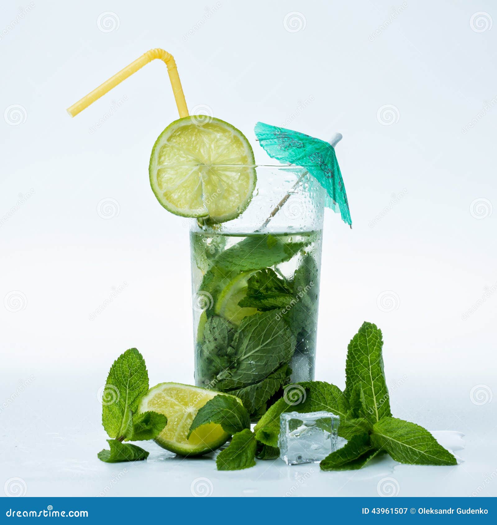 Mohito cocktail stock image. Image of cocktail, coolness - 43961507