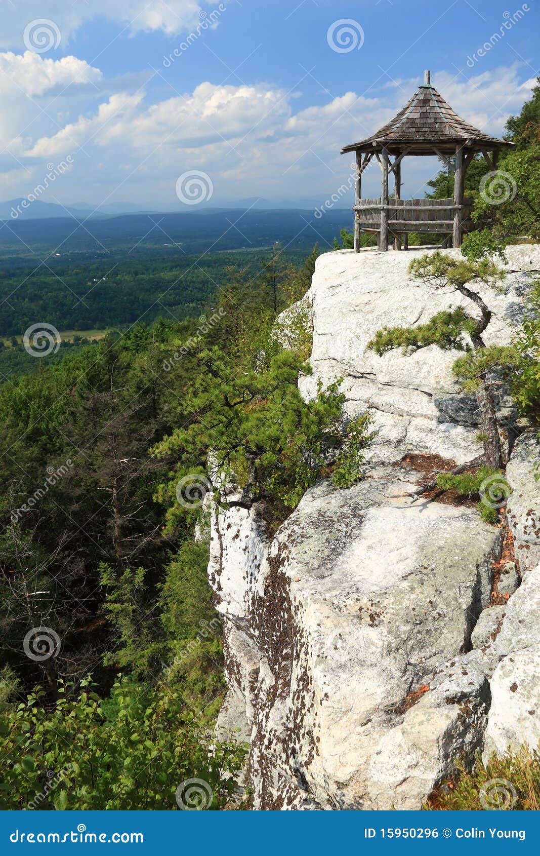 Mohonk Cliff Gazebo stock photo. Image of mohonk, forest - 15950296