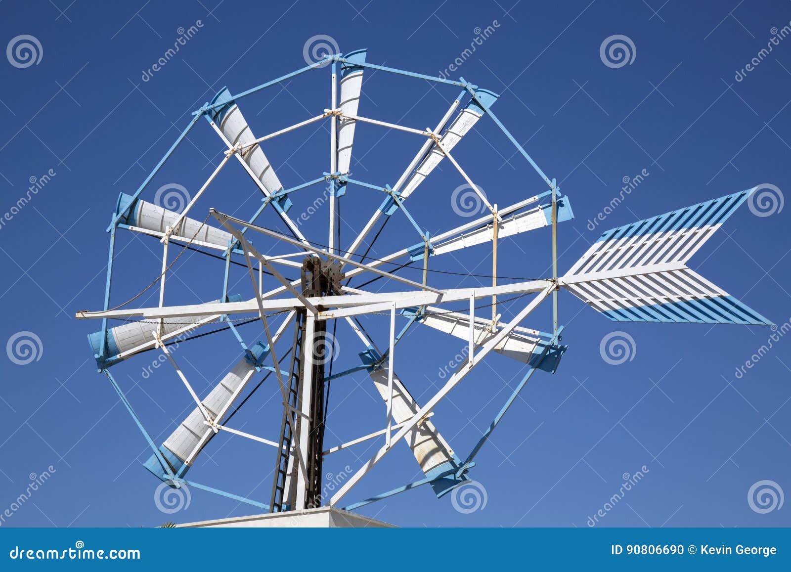 Moinho De Vento Azul E Branco, Ibiza Foto de Stock - Imagem de moinho ...