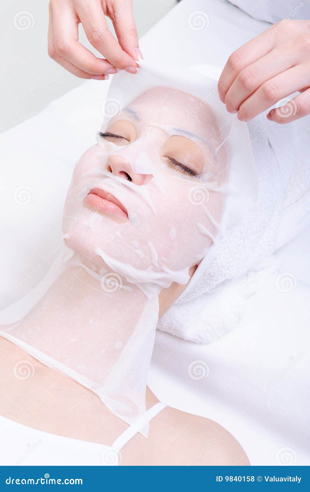 Moisturizing cosmetic mask stock photo. Image of mask - 9840158
