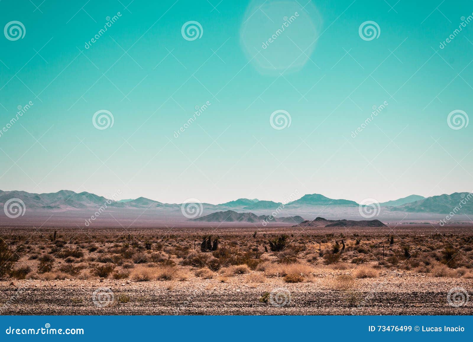 Mojavewoestijn Dichtbij Route 66 in Californië Stock Afbeelding - Image ...