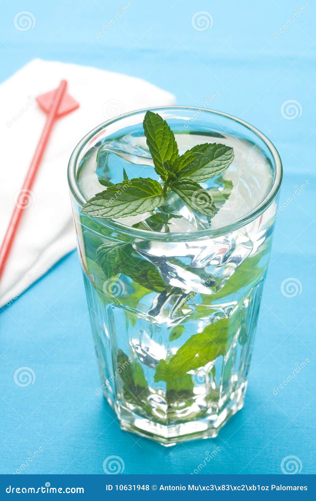 Mojito Cool Cuban Cocktail Ice Lime Mint Stock Photo - Image of leaf ...