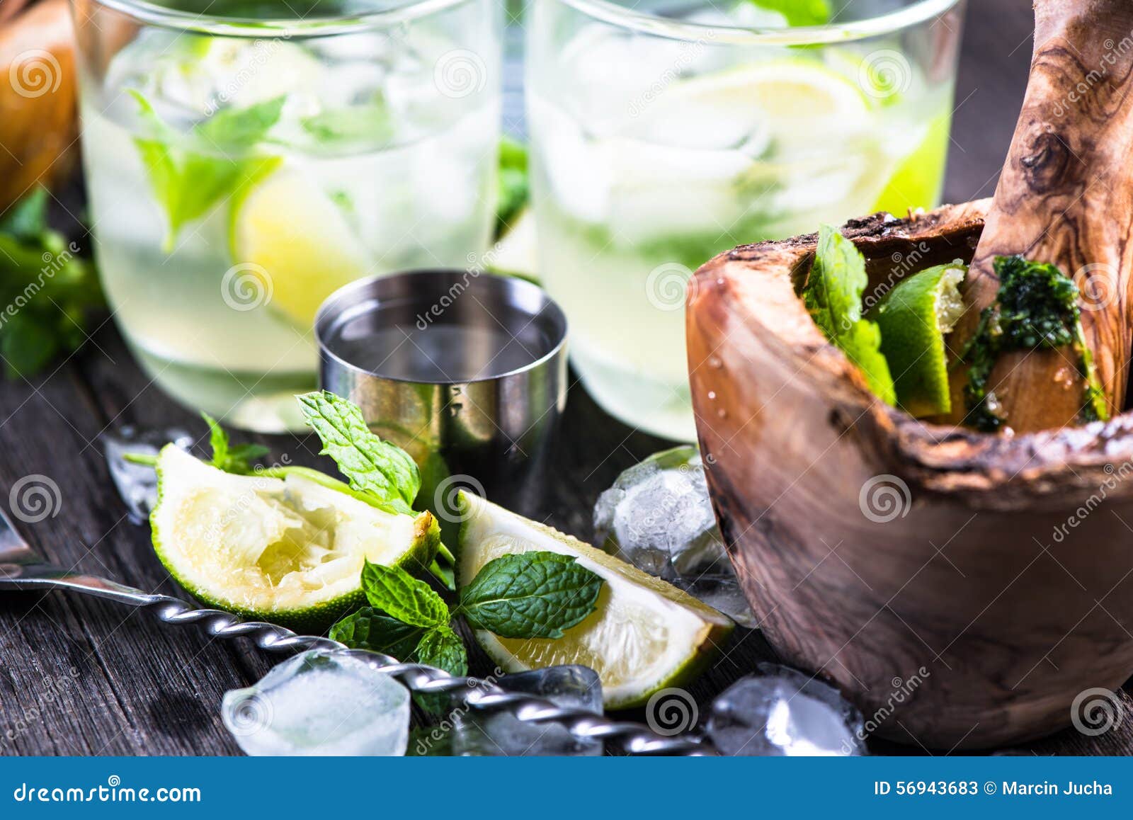 Mojito Cubano Tradicional De Restauración Imagen de archivo - Imagen de ...