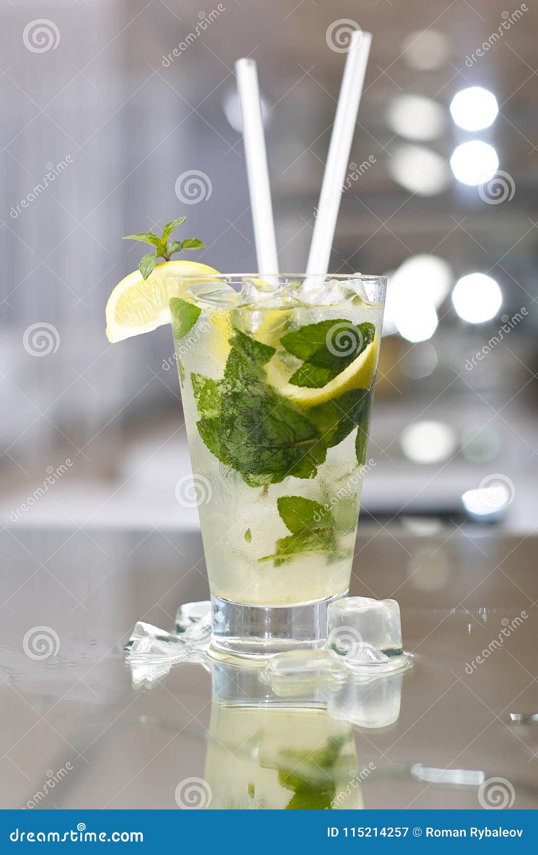 Mojito on the table stock image. Image of bubble, decoration - 115214257