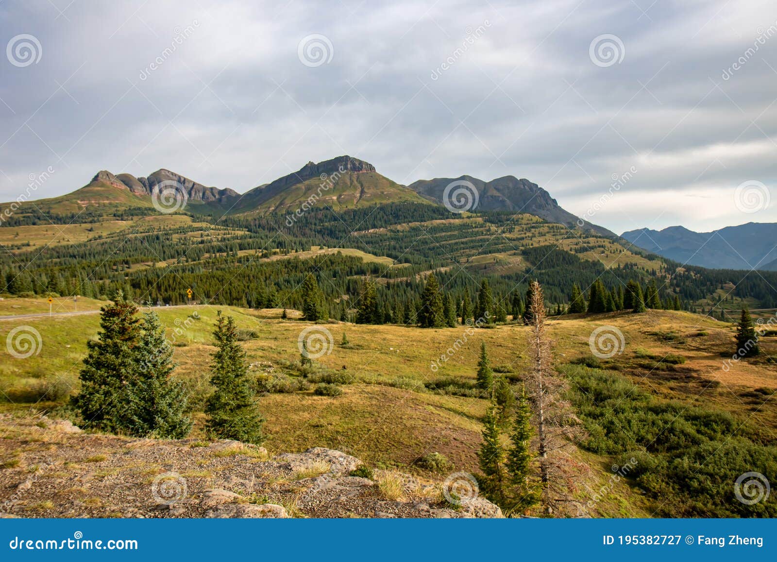 Molas Pass Royalty-Free Stock Image | CartoonDealer.com #23174992