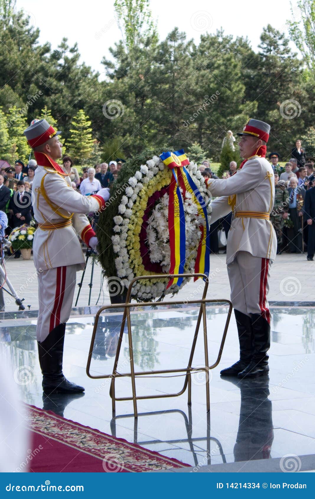 Moldavian Soldier on Victory Day Editorial Stock Image - Image of ...