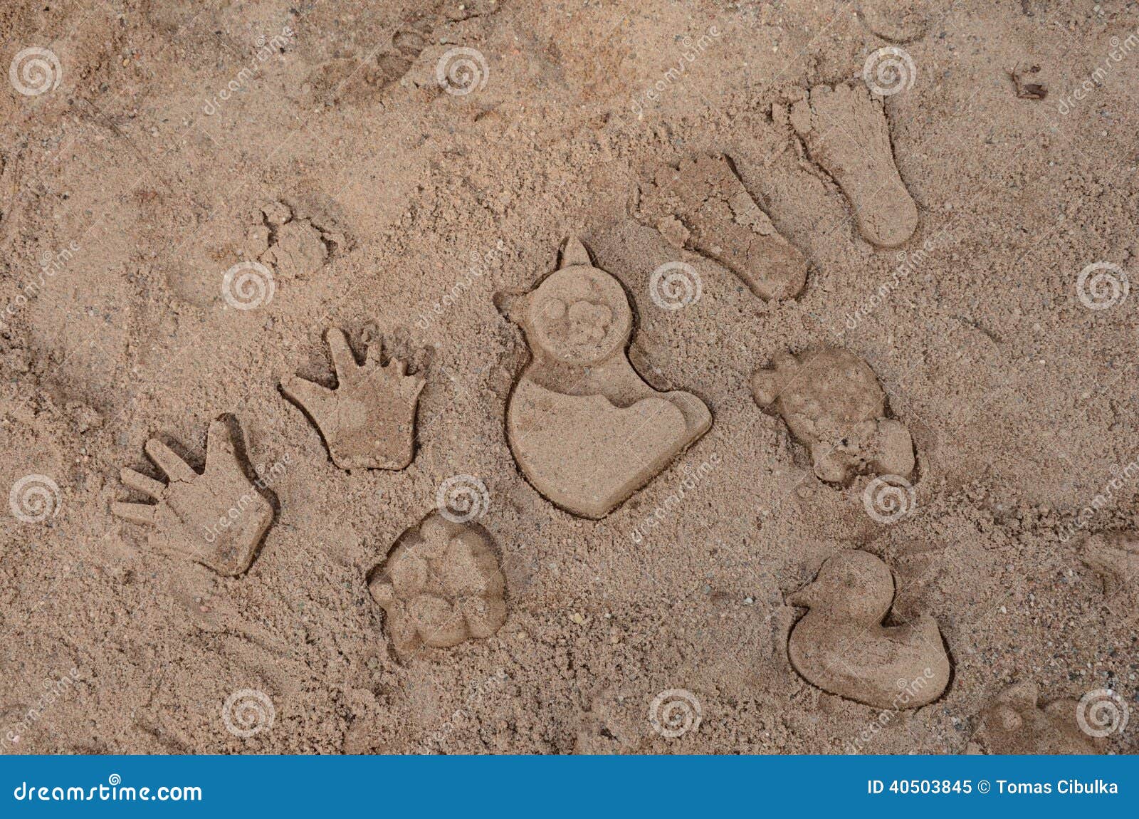 Molded sand objects stock image. Image of heart, angle - 40503845