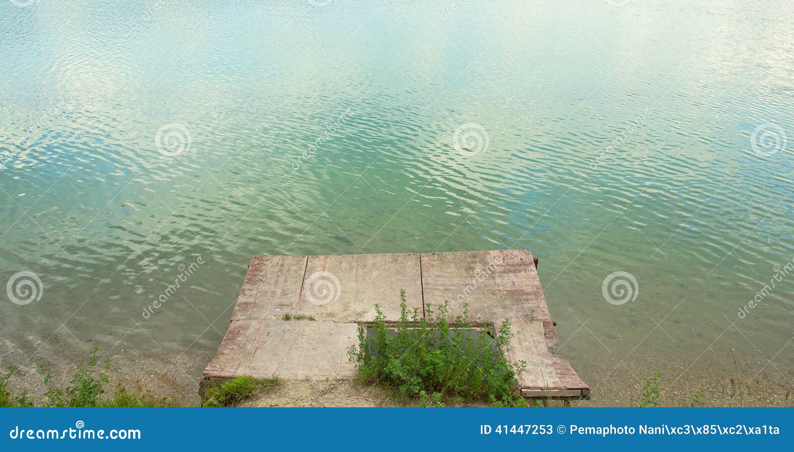 Mole on Lake Shore stock image. Image of wharf, mole - 41447253