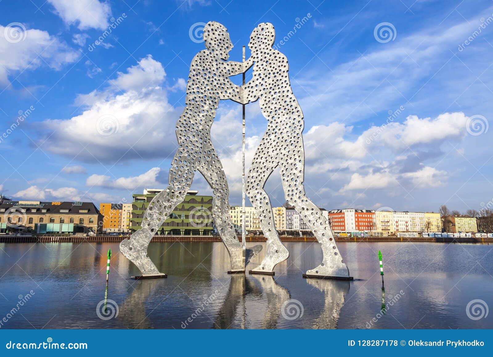 Molecule Man Sculpture on Spree River in Berlin, Germany Editorial ...