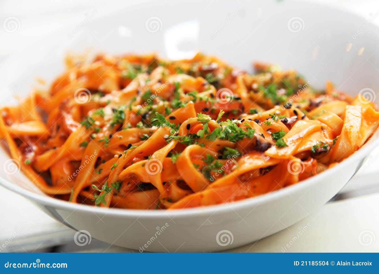 Molho de tomate da massa foto de stock. Imagem de principal - 21185504