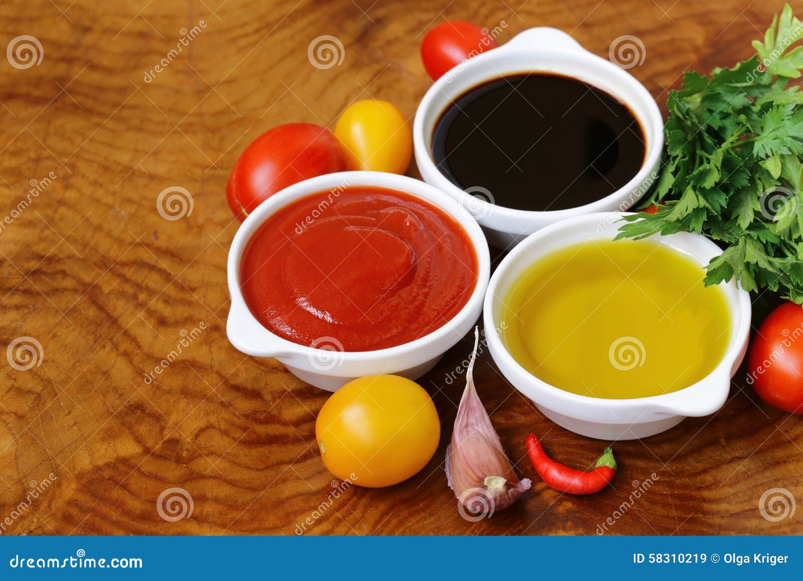 Molhos Italianos Tradicionais - Balsâmicos, Molho De Tomate E Azeite ...