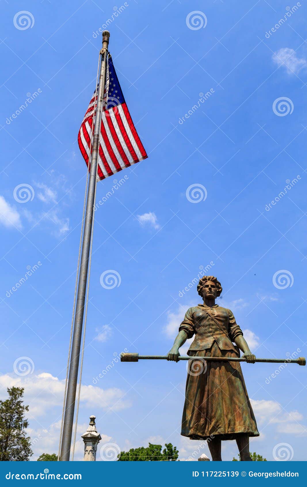 Molly Pitcher Statue imagen de archivo editorial. Imagen de mujer ...