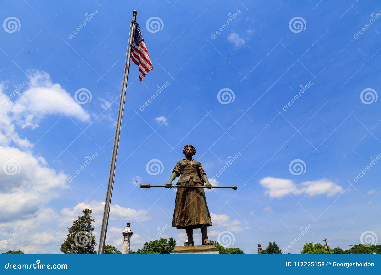 Molly Pitcher Statue foto de archivo editorial. Imagen de ejército ...