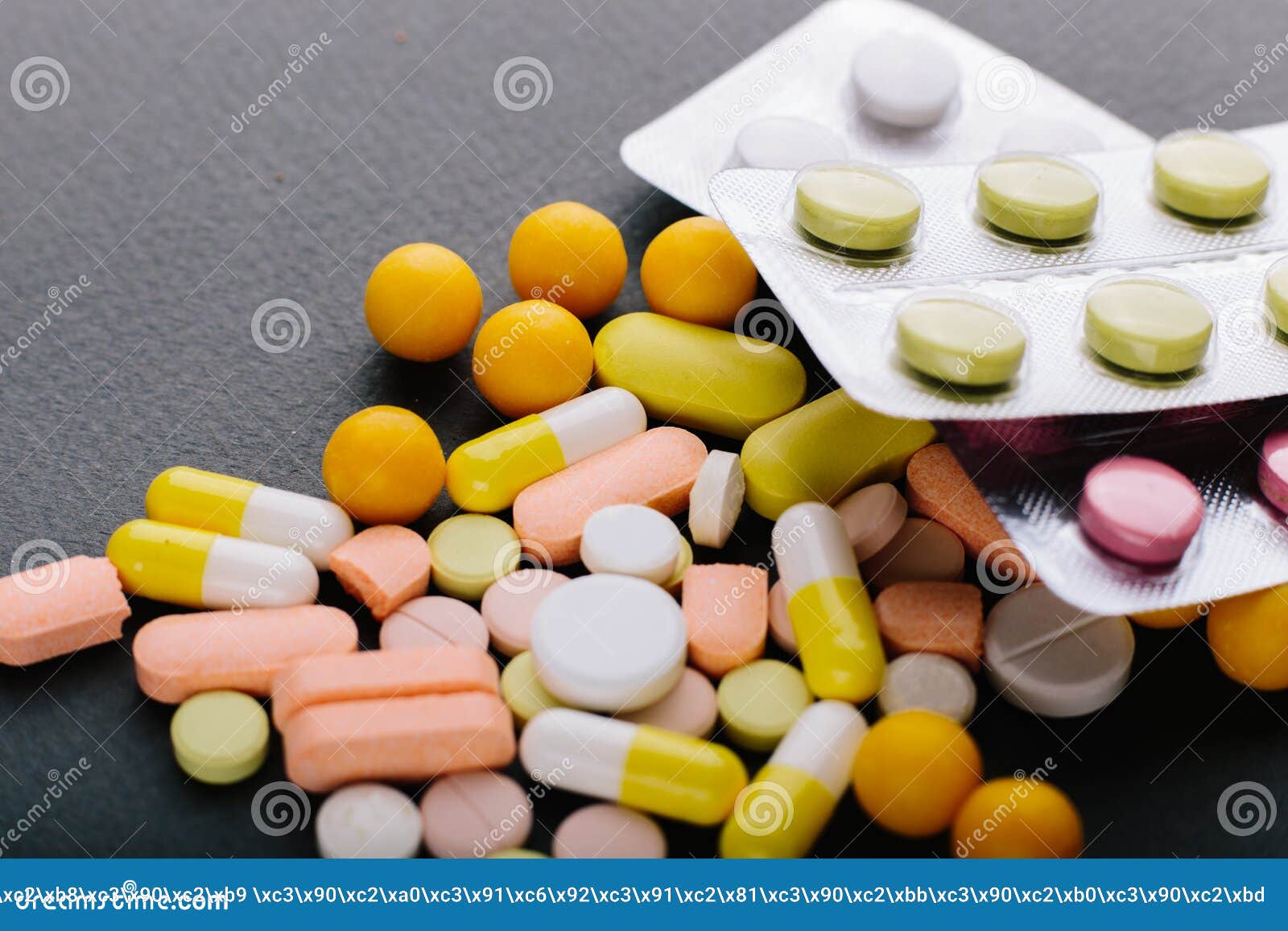 Molte Medicine Differenti, Compresse, Compresse, Capsule Immagine Stock ...