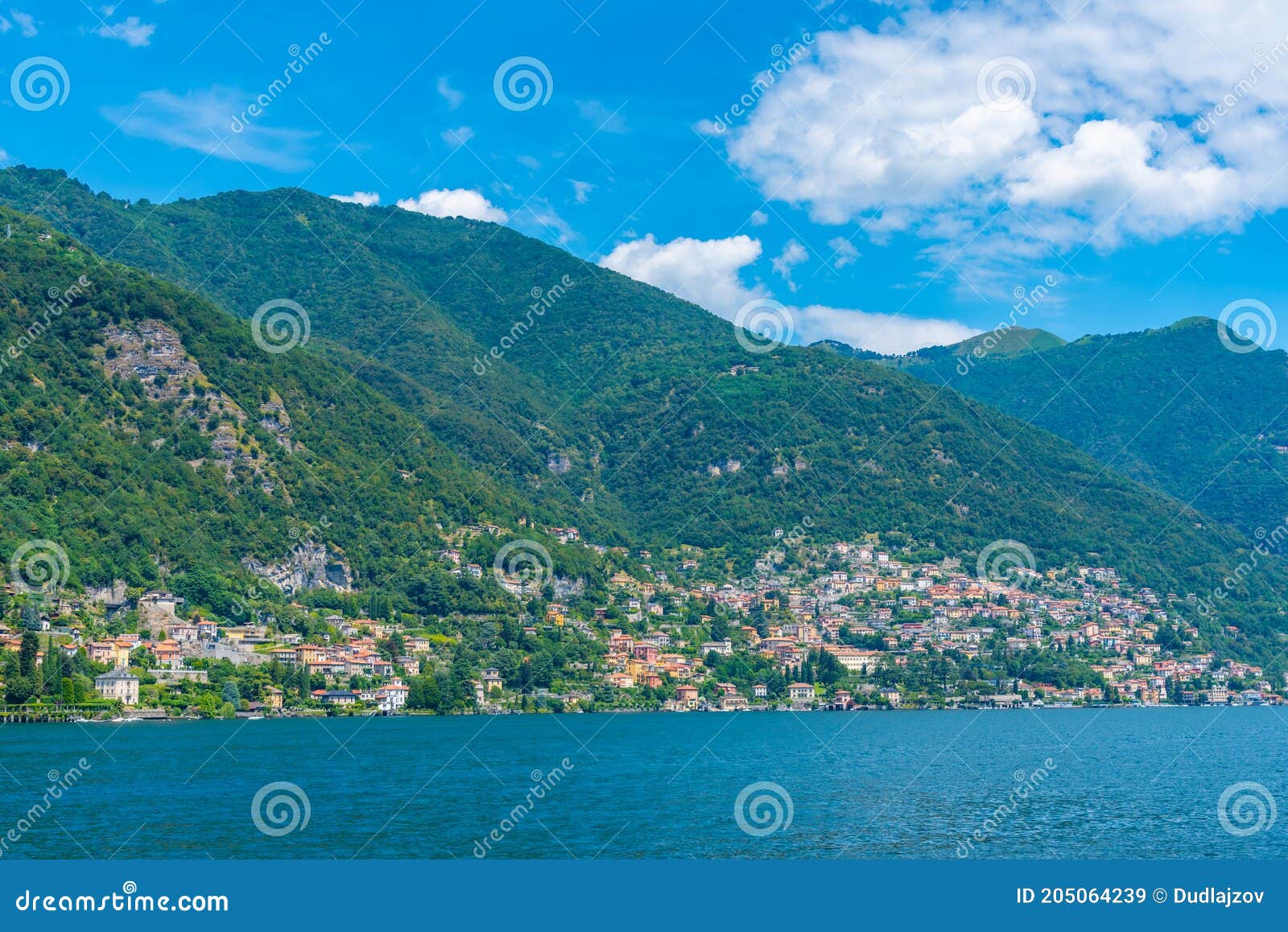 Moltrasio Village and Lake Como En Italia Imagen de archivo - Imagen de ...