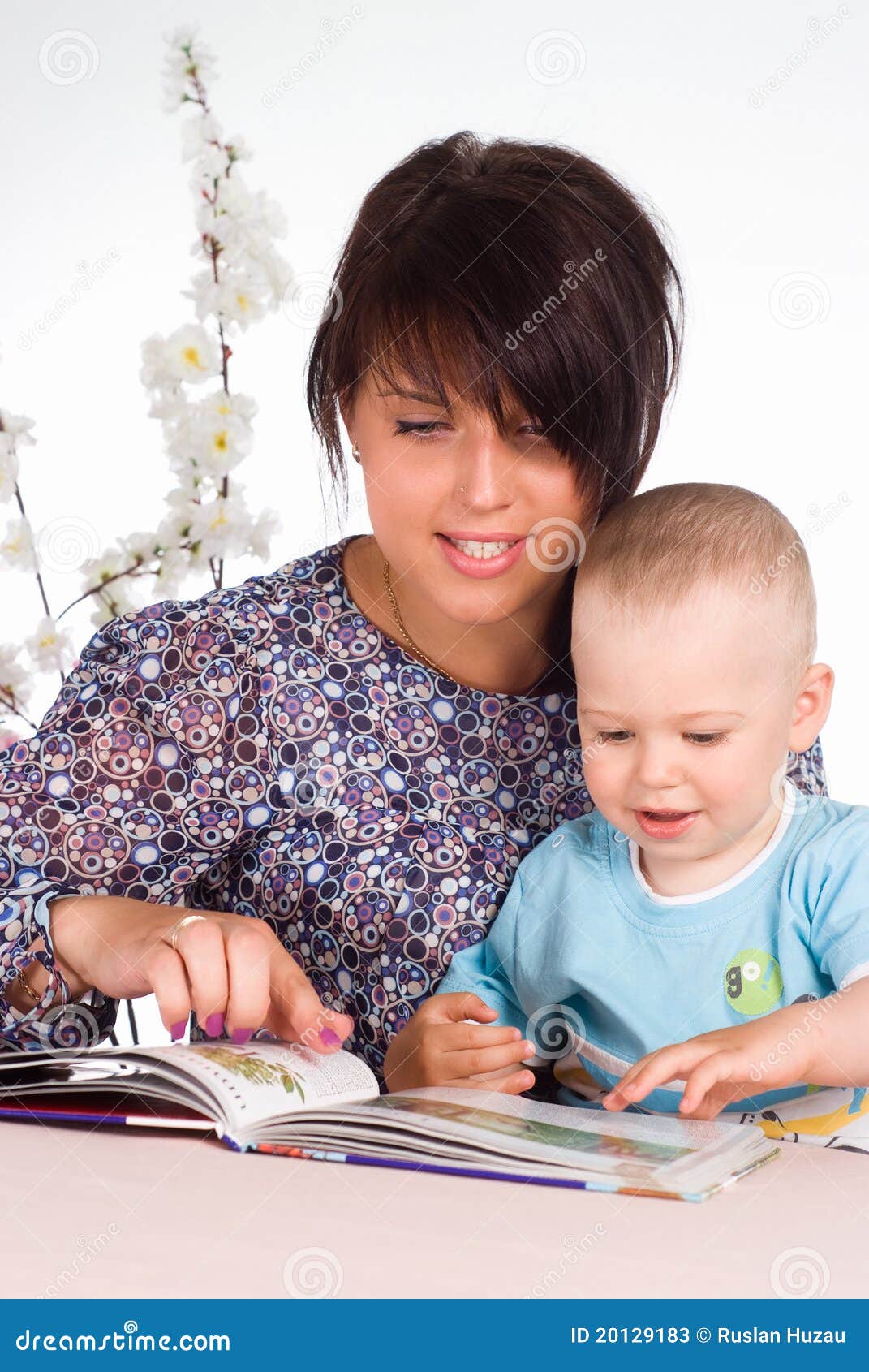 Mom read with baby stock image. Image of relax, human - 20129183