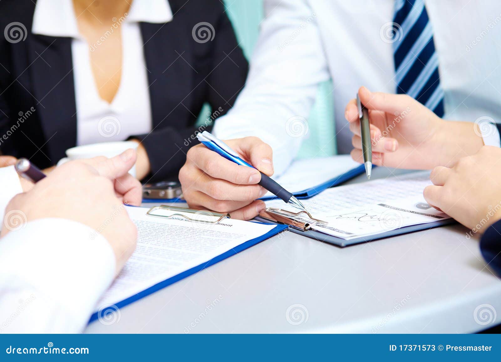 Moment of discussion stock image. Image of discussing - 17371573