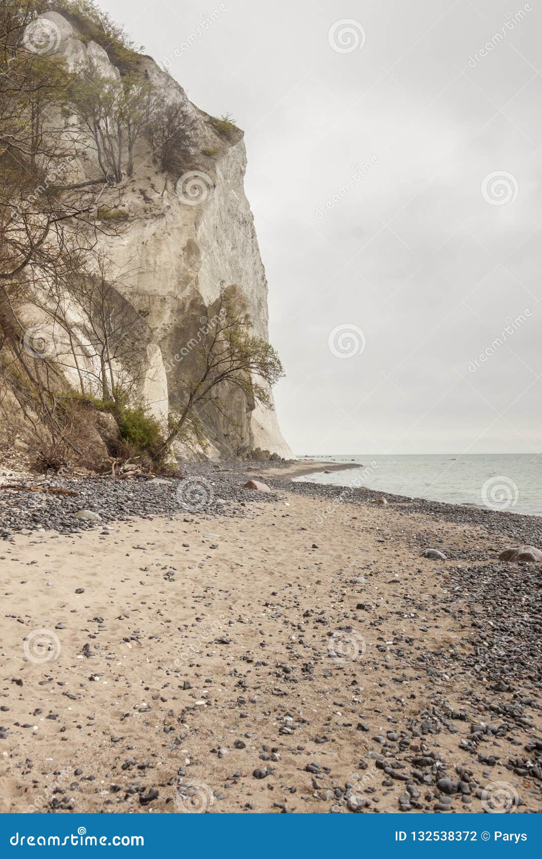 Mon, Denmark - White Cliffs Stock Photo - Image of coast, cliff: 132538372