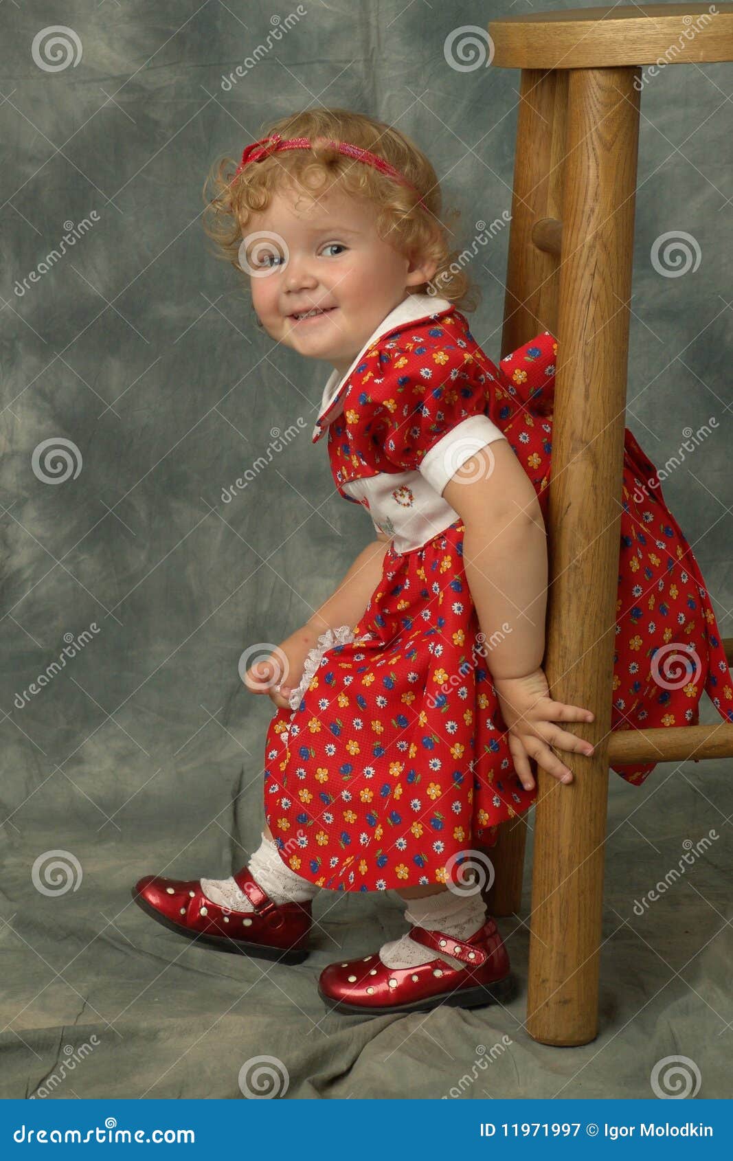 Mon petit descendant image stock. Image du bonheur, humain - 11971997