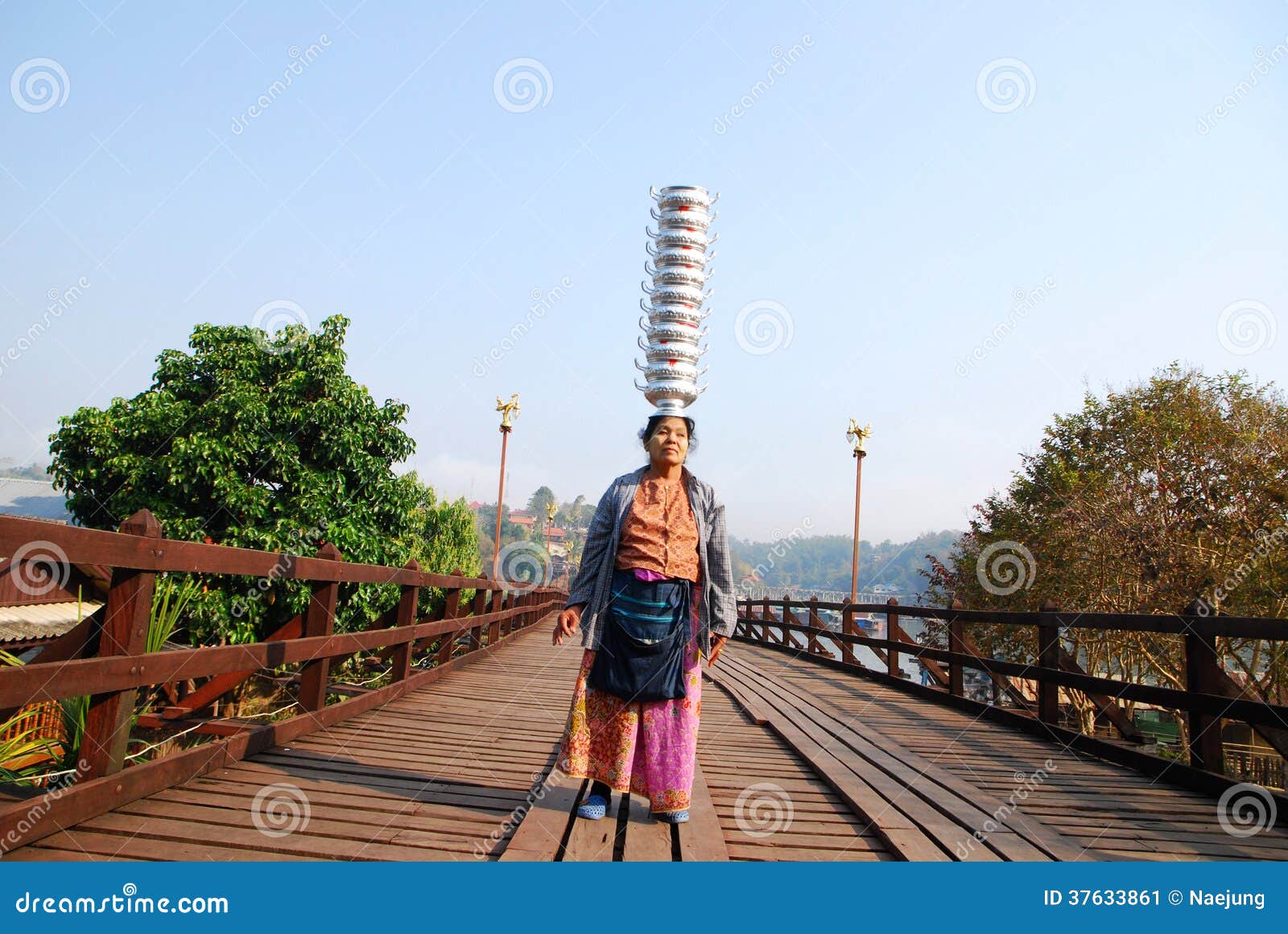 Mon tribes editorial photo. Image of onion, shelter, shapes - 37633861