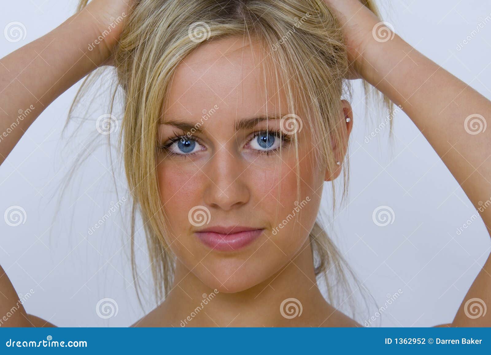 Mona Lisa Smile stock photo. Image of woman, smile, wistful - 1362952