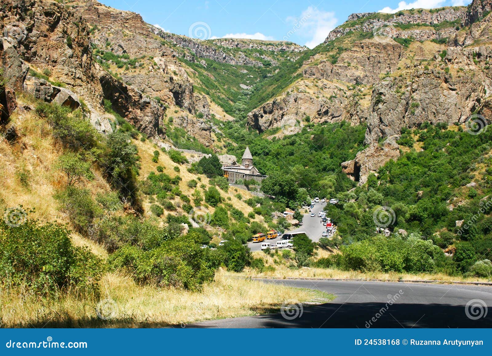 Monasterio de Geghard foto de archivo. Imagen de historia - 24538168