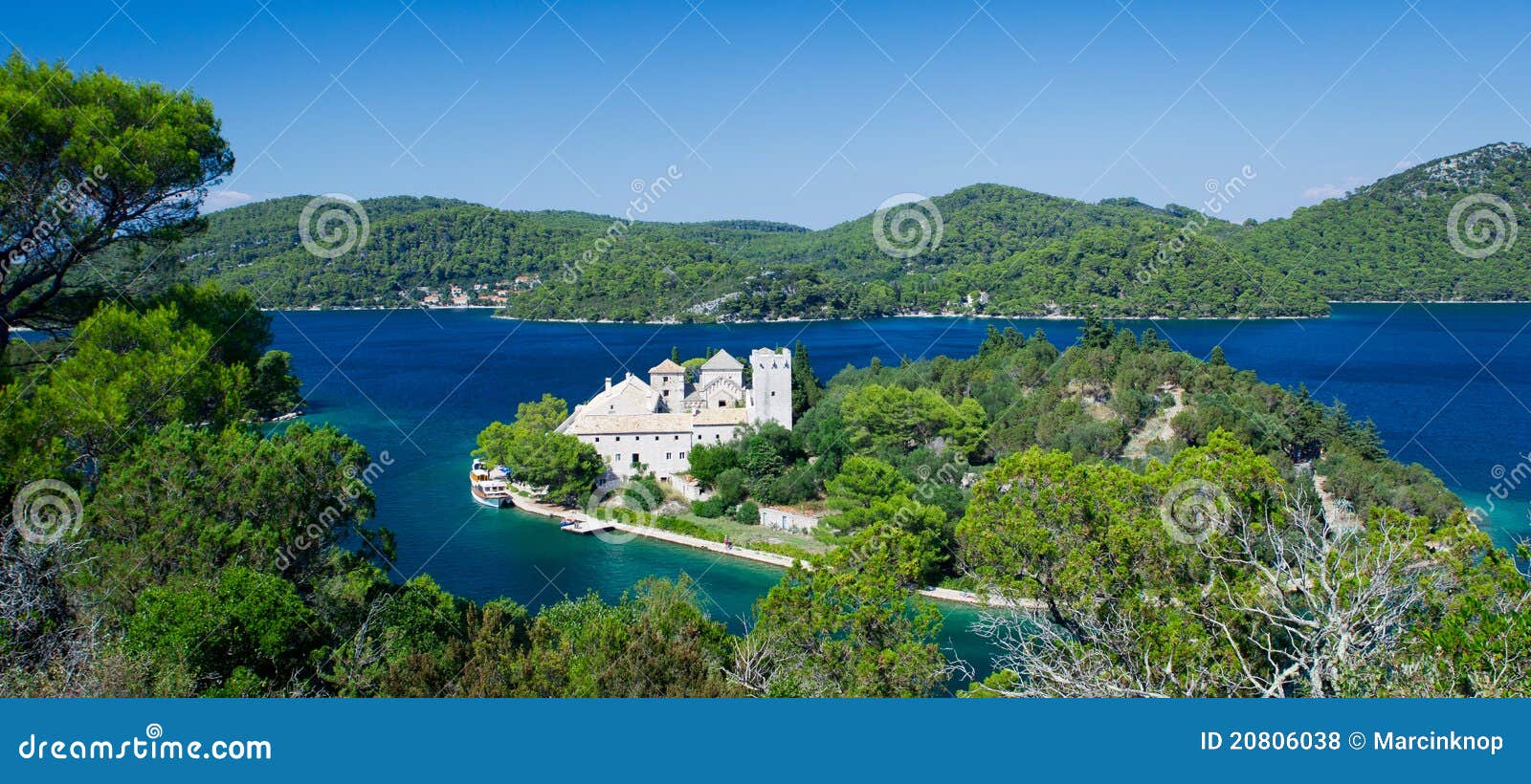 Monasterio En La Isla Mljet En Croatia Foto de archivo - Imagen de ...