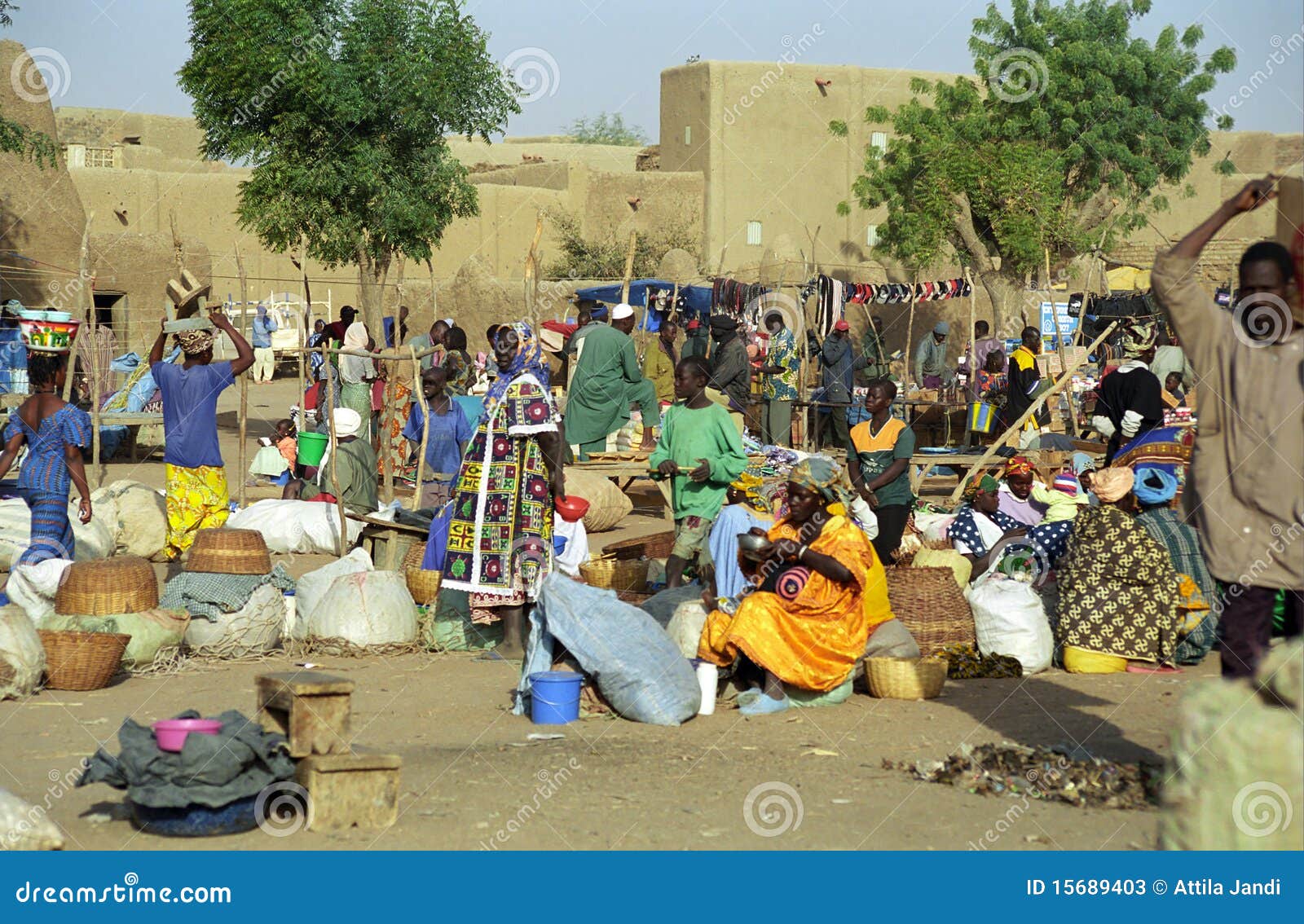 Monday Market, Djenne, Mali Editorial Stock Photo - Image of chadian ...