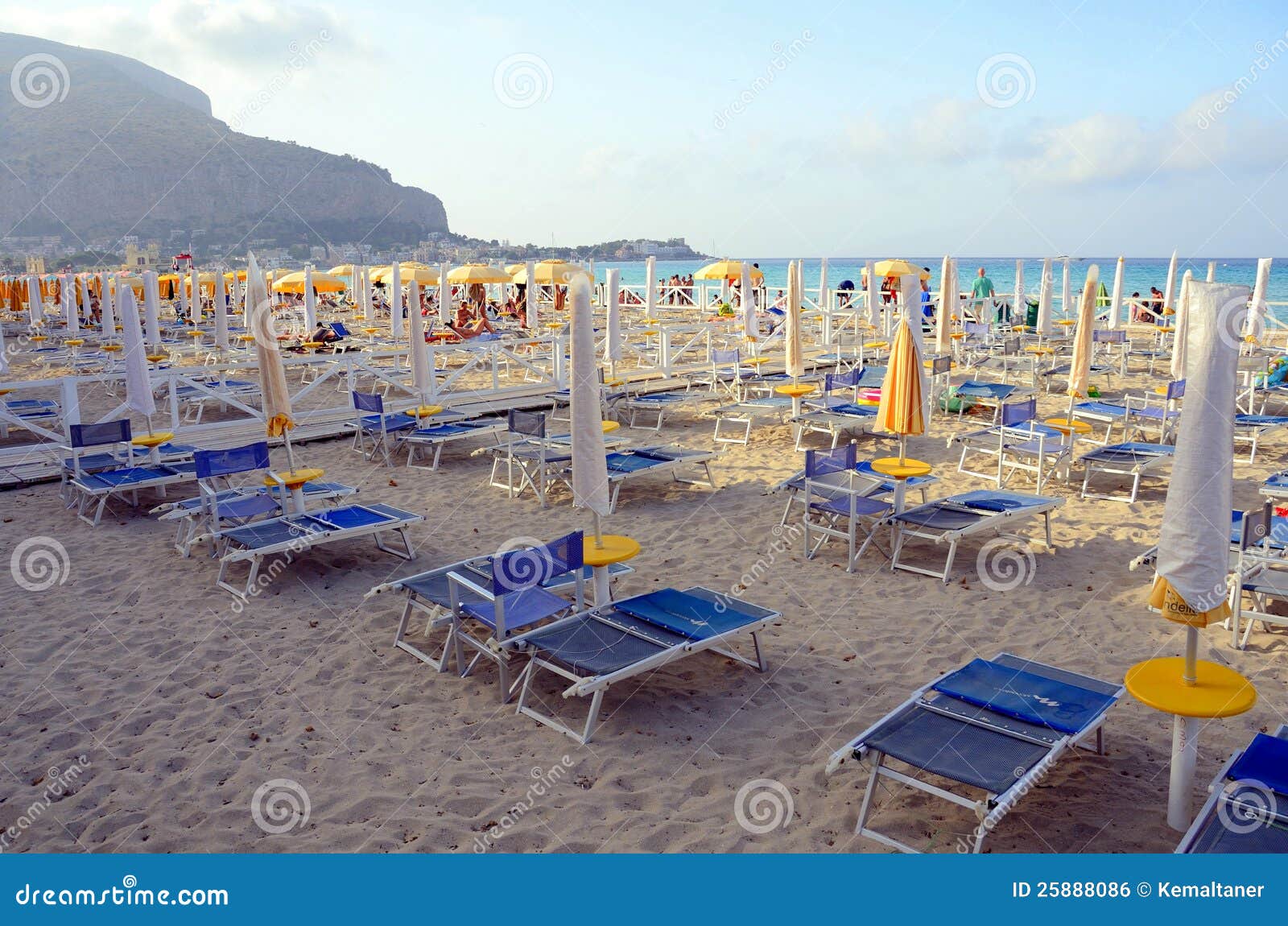 Mondello beach, Sicily editorial photo. Image of cityscape - 25888086