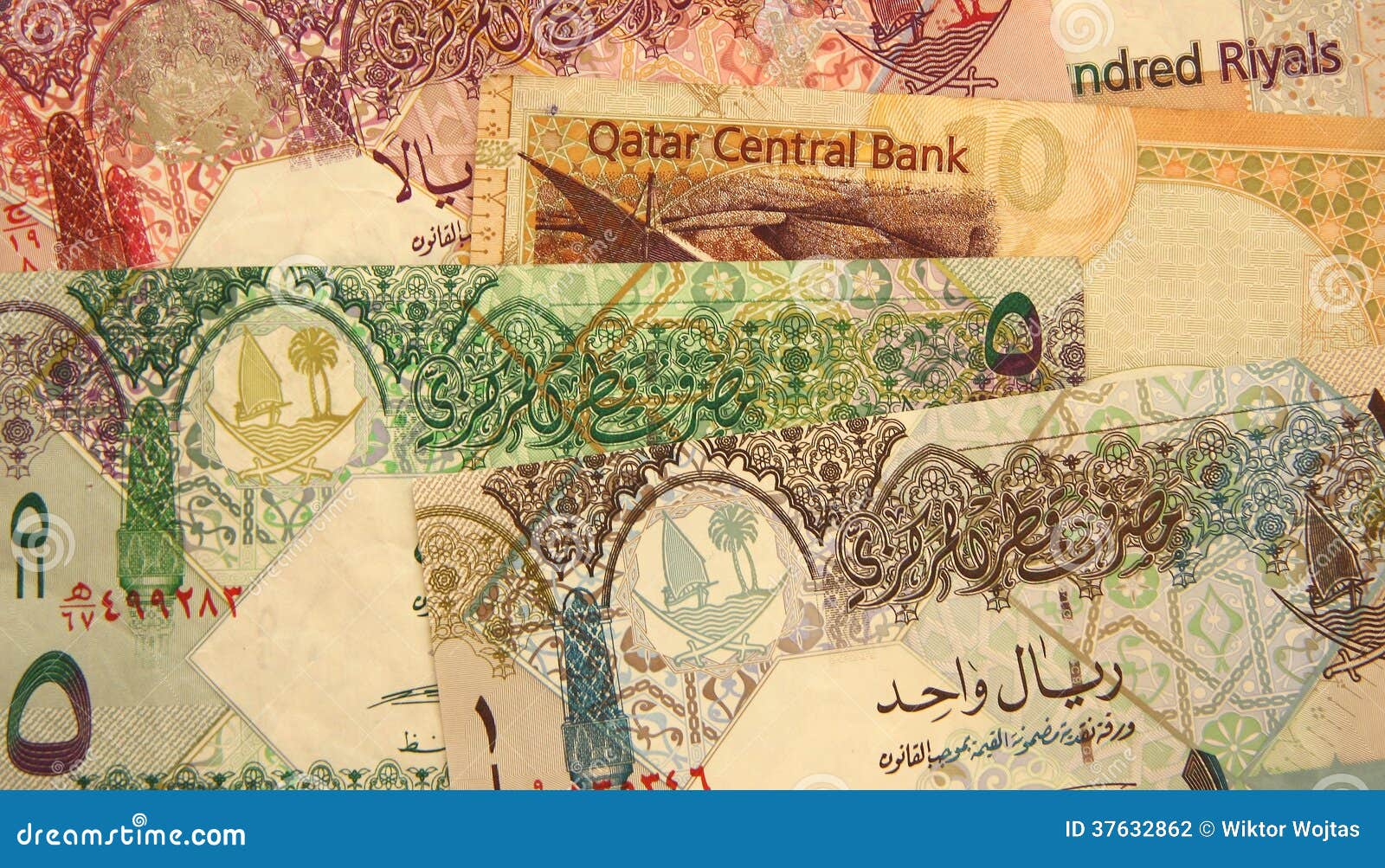 Moneda de Qatar foto de archivo. Imagen de riyales, katar - 37632862