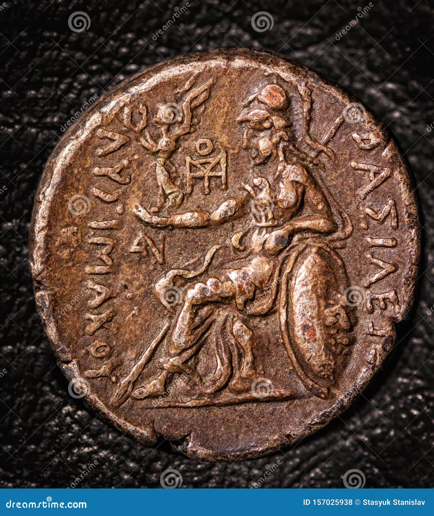 Moneda griega antigua foto de archivo. Imagen de revés - 157025938