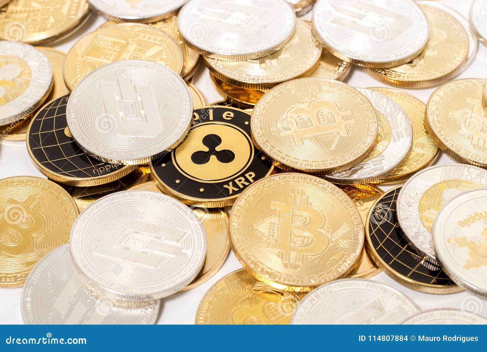 Monedas Crypto Brillantes De La Moneda Imagen de archivo editorial ...