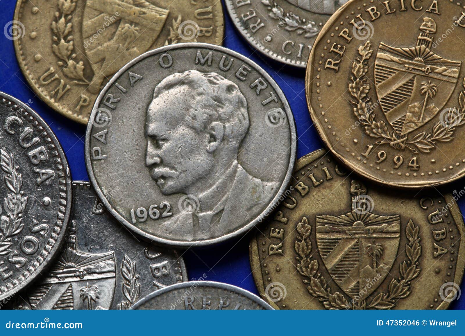 Monedas de Cuba Jose Marti foto de archivo. Imagen de héroe - 47352046