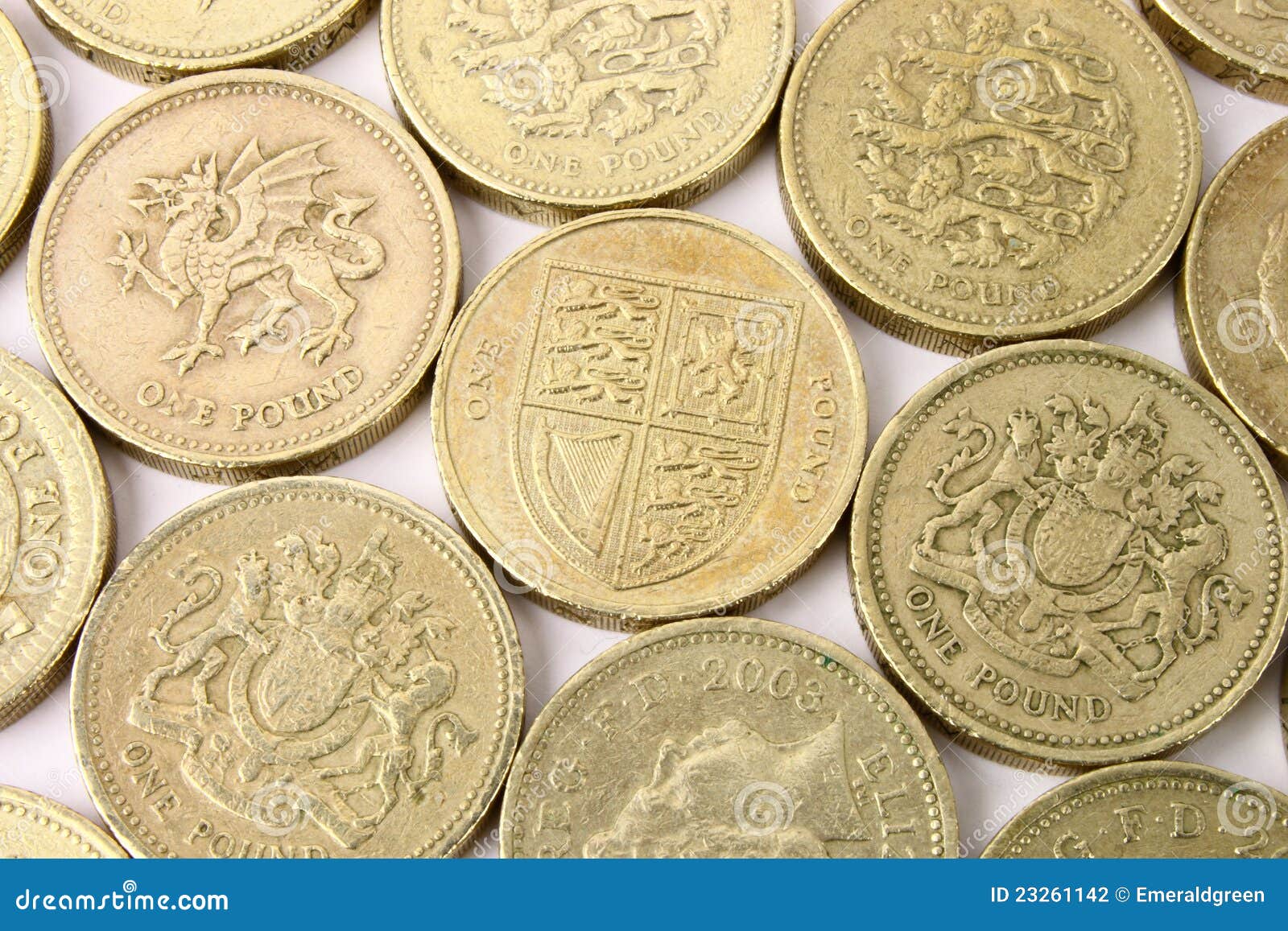 Monedas de libra británica foto de archivo. Imagen de dinero - 23261142